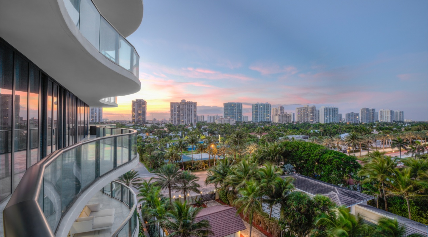 Condo in Regalia, Sunny Isles Beach
