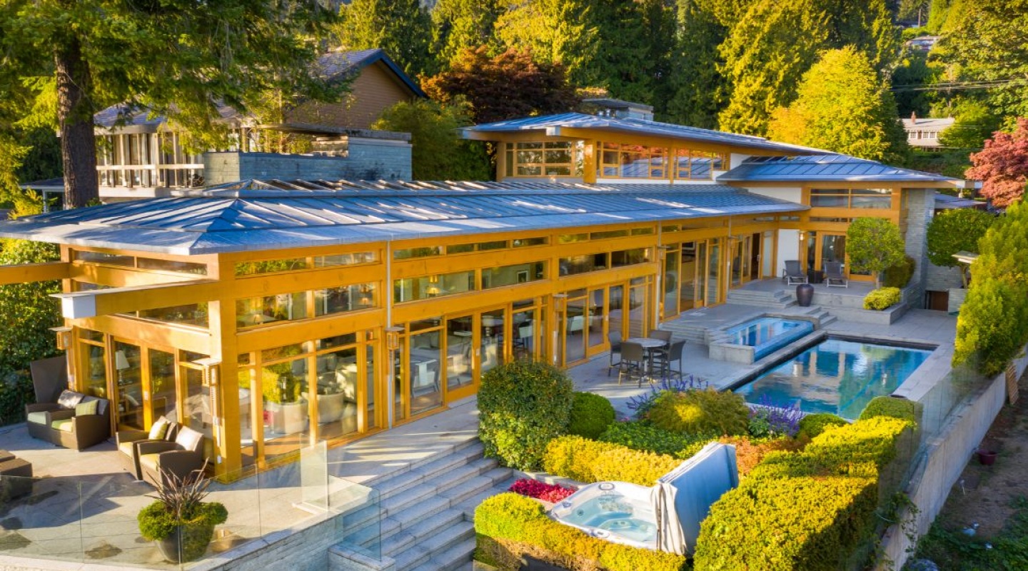 Waterfront Villa in Vancouver, Canada